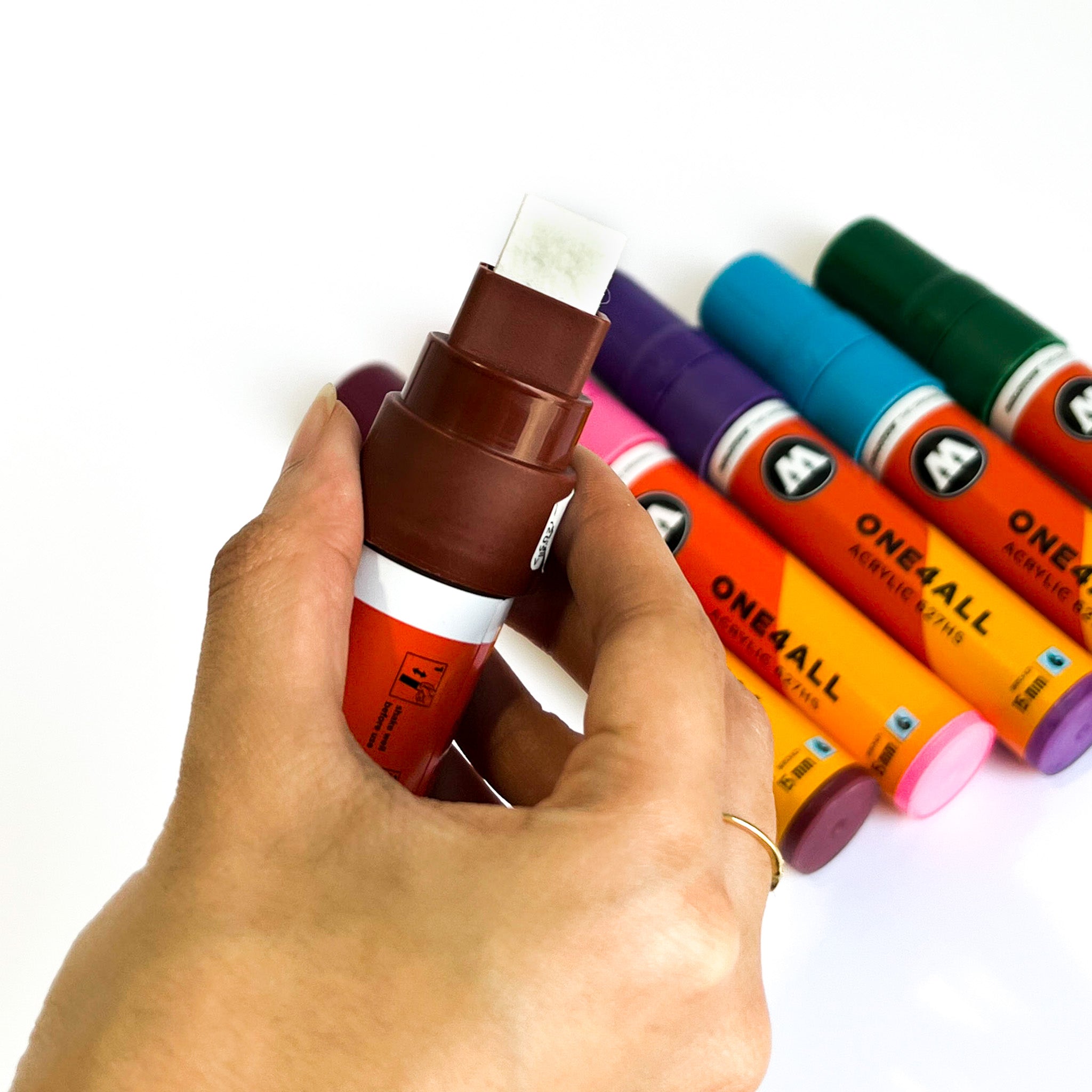 Molotow One4All 627HS Basic (Set of 6) – Tashkeel